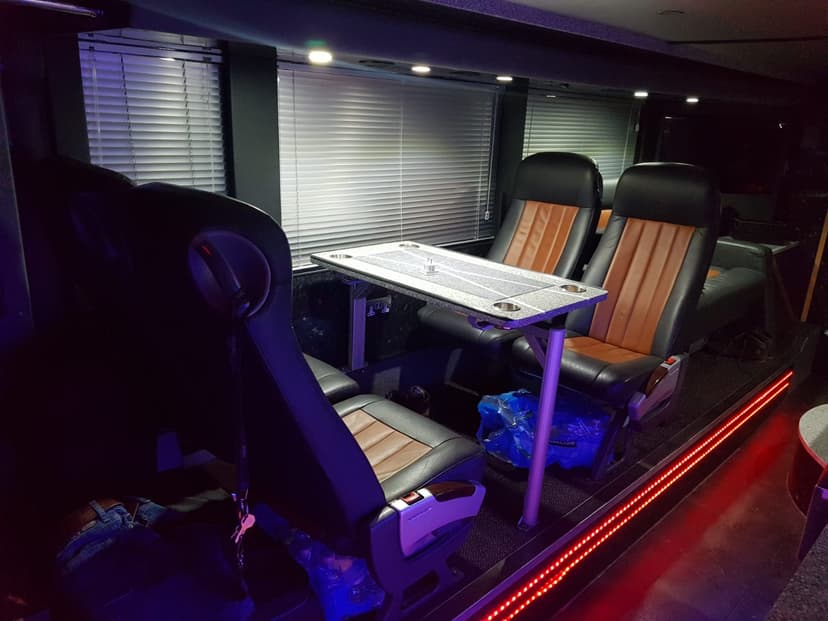 14 berth sleeper bus for hire | Megalseepers