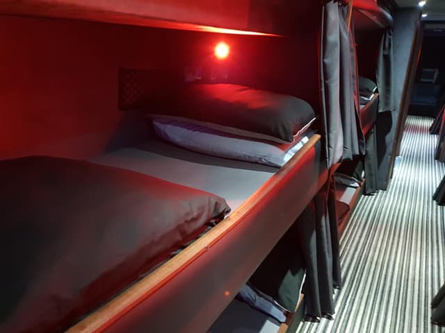 16 berth sleeper bus for hire | Megalseepers