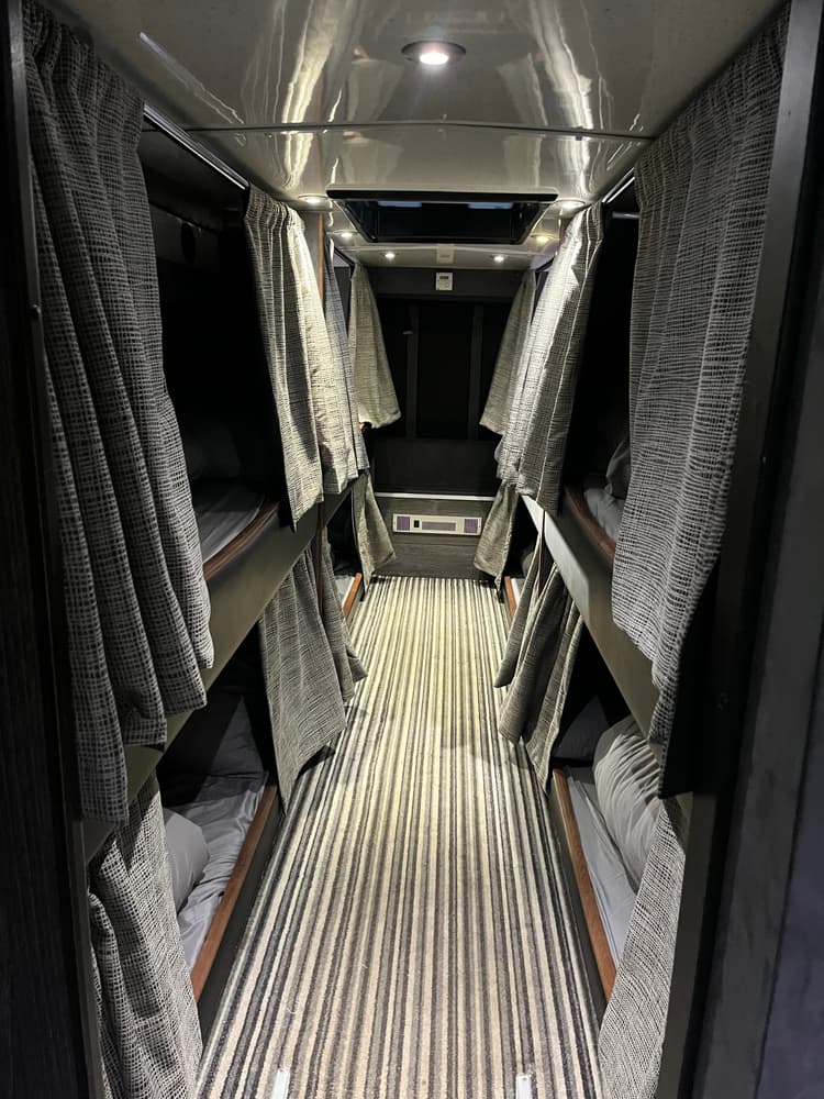 16 berth sleeper bus for hire | Megalseepers